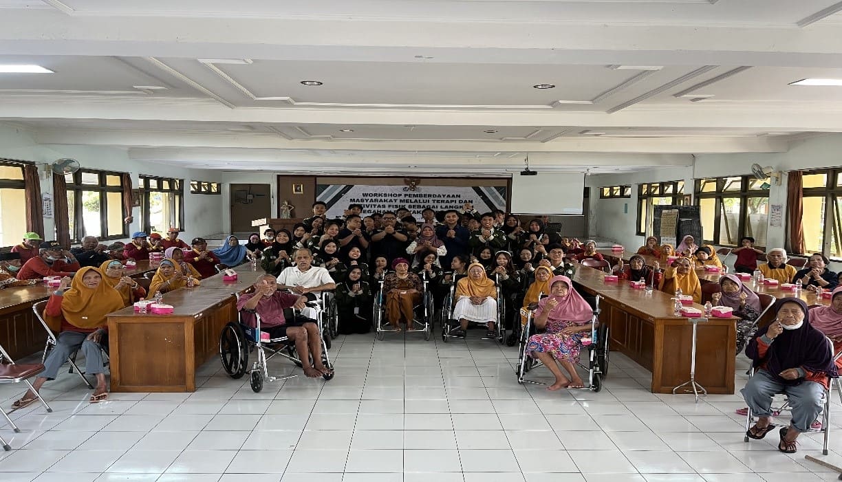 Pengabdian Masyarakat Dan Pelatihan Pencegahan Penyakit Degeneratif Melalui Terapi Dan Aktivitas ...